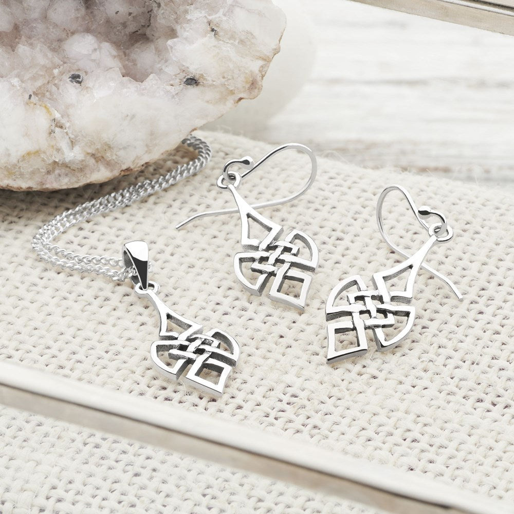 Siochain Silver Set (SET8791) | 925 Silver Pendant and Earring Set ...